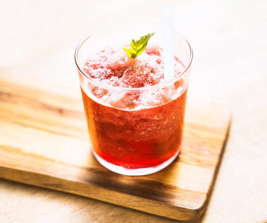 DIY Alcoholic Snow Cones For Hot Summer Days - Happy Shave Ice